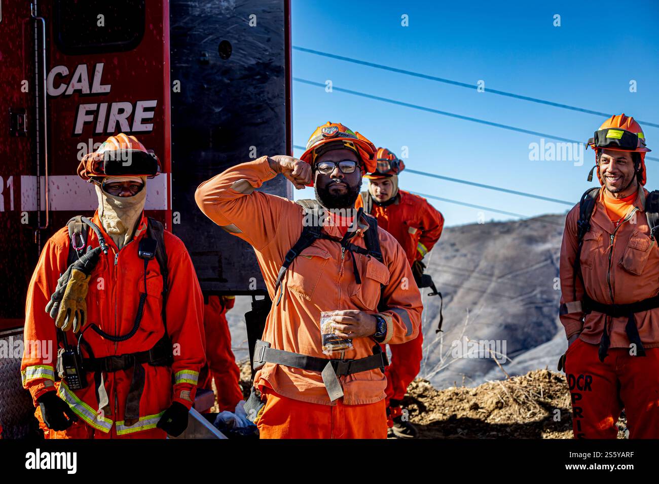 Los Angeles, California, USA. 14th Jan, 2025. Inmates from California's ...