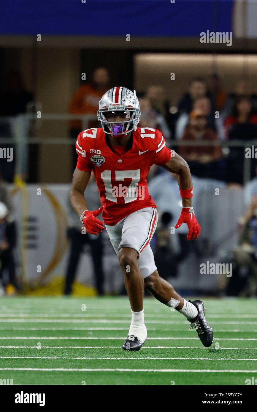 Ohio State wide receiver Carnell Tate (17) runs a pass route during the ...