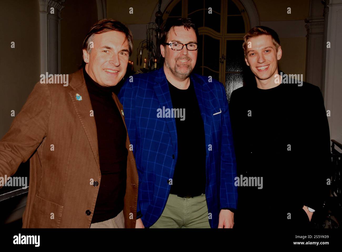 Thomas Linsmayer Deutsches Theater GF. Andre Hartmann Saenger ...
