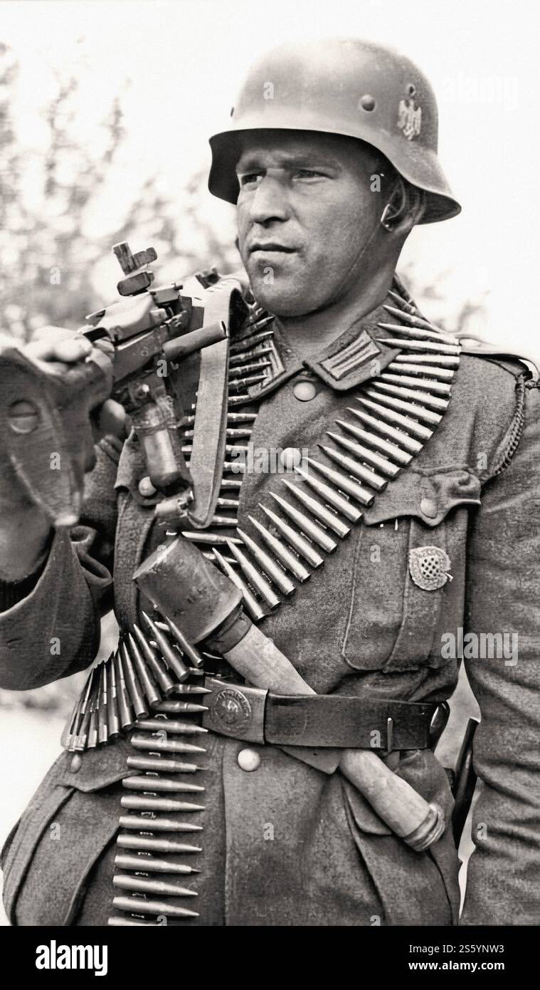 Croatian MG34 gunner of the 369th infantry division with legion ...