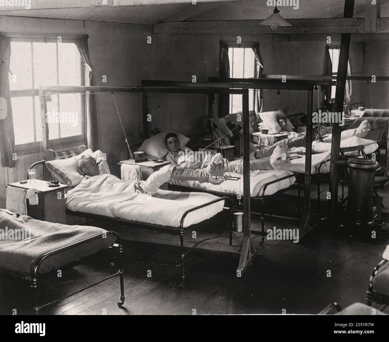 Medicine in Wartime - Base Hospital No. 2. Etretat, France - Orthopedic ...
