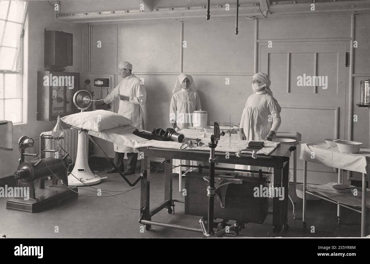 Medicine in Wartime - King George Military Hospital, Electrical ...