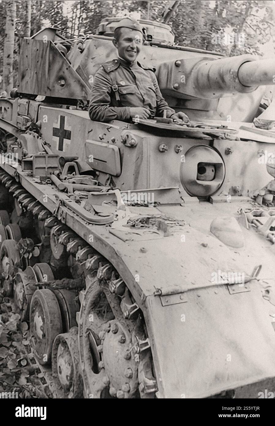 Red Army captain in an abandoned tank Pz.Kpfw.IV. - Historical document ...
