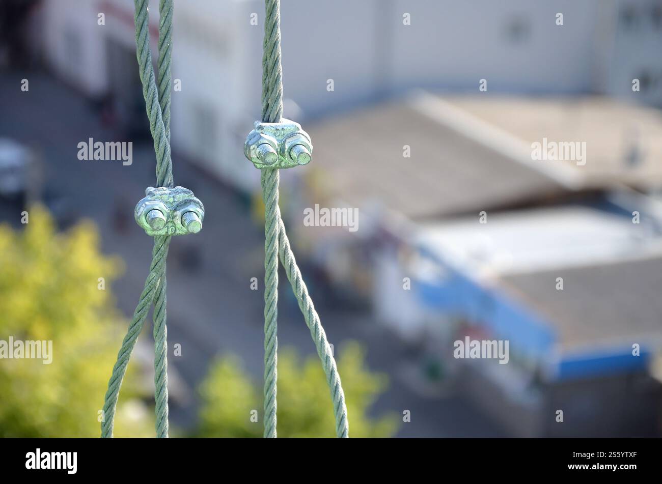 Rope lockers in of suspended wire rope platform for facade works on ...
