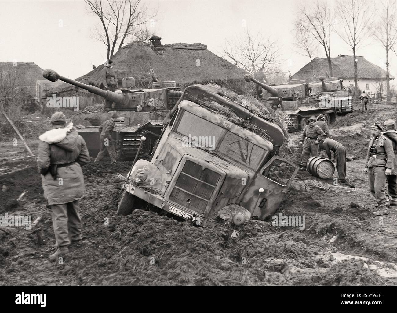 SS Panzer Division - Leibstandarte Adolf Hitler - Tigers and stuck ...