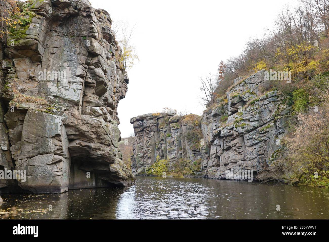 Granite rocks of Bukski Canyon with the Girskyi Tikych River ...