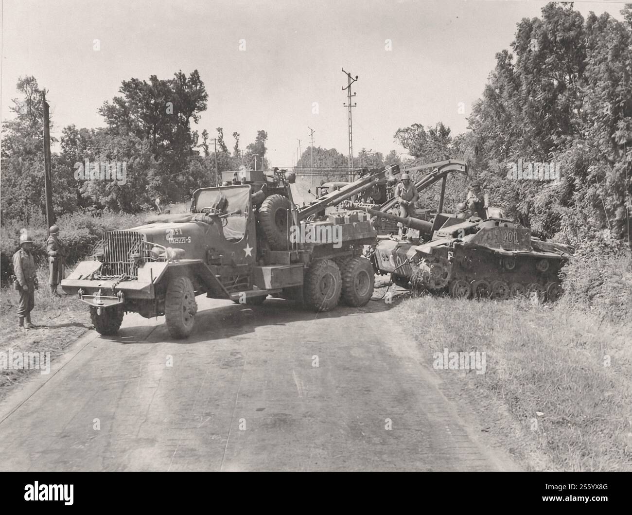 US evacuates tractor abandoned German self-propelled guns (assault gun ...