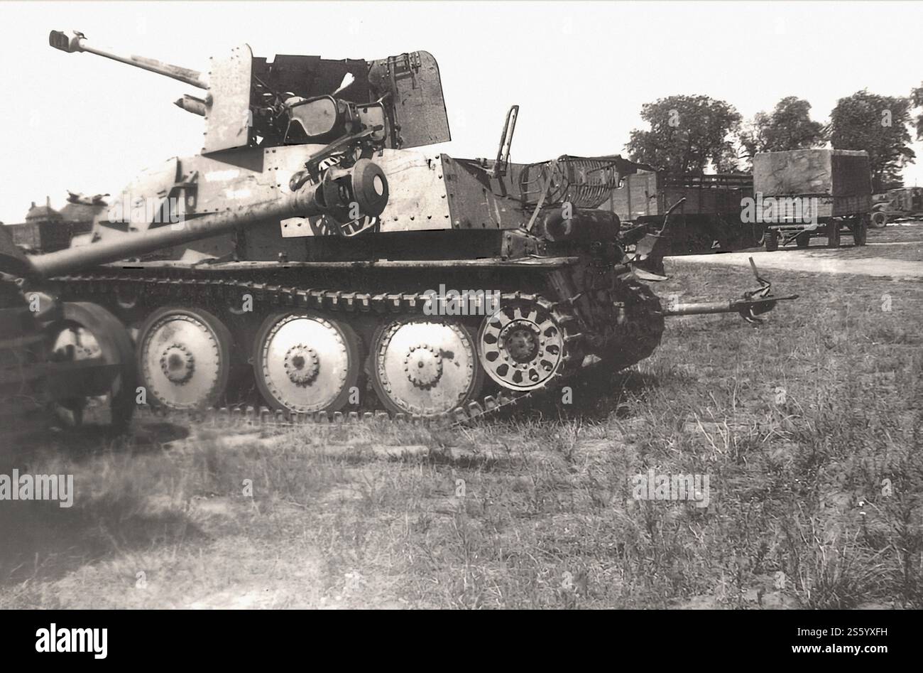 A Panzerjager 38 fur 7·62cm Pak 36 (Sd.Kfz.139) - Historical document ...