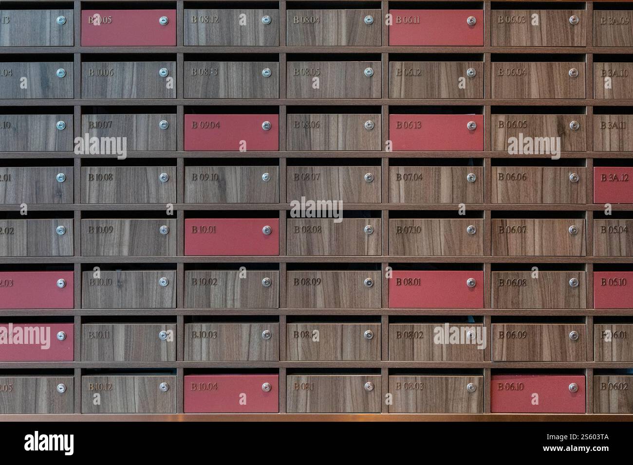 Mail post boxes in apartment hi-res stock photography and images - Alamy