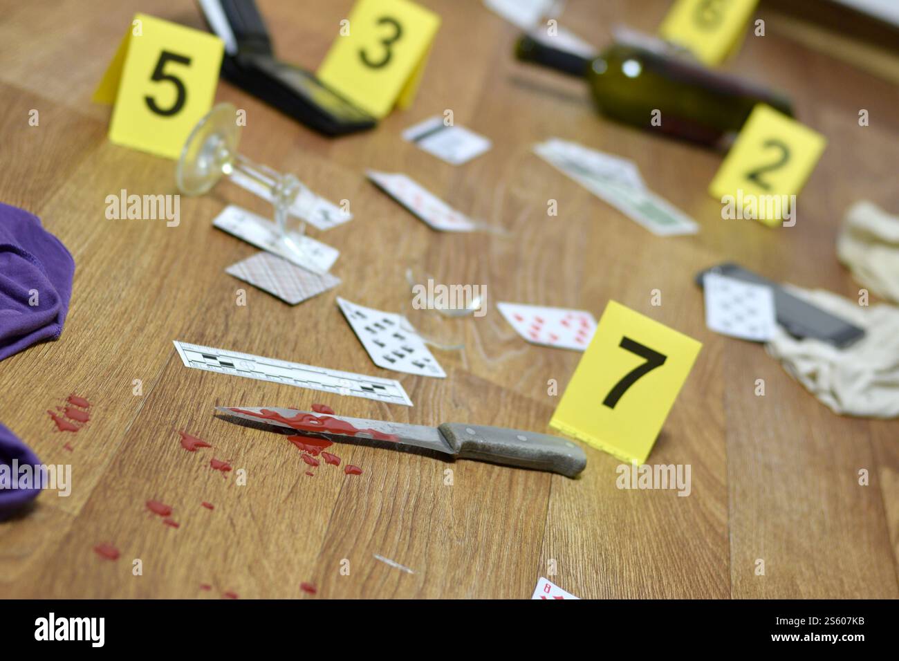 Crime scene investigation - numbering of evidences after the murder in ...