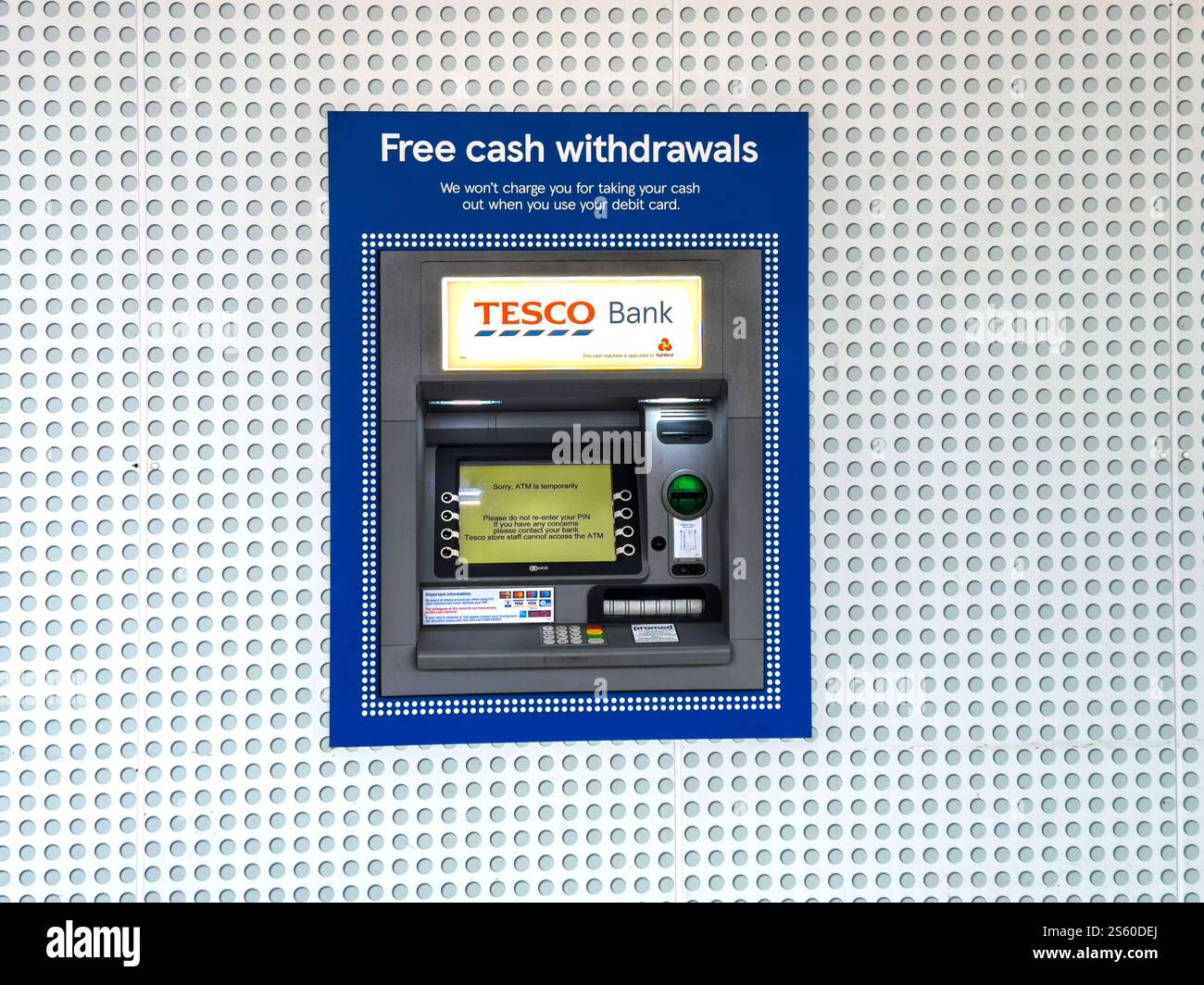Tesco cash machine hi-res stock photography and images - Alamy