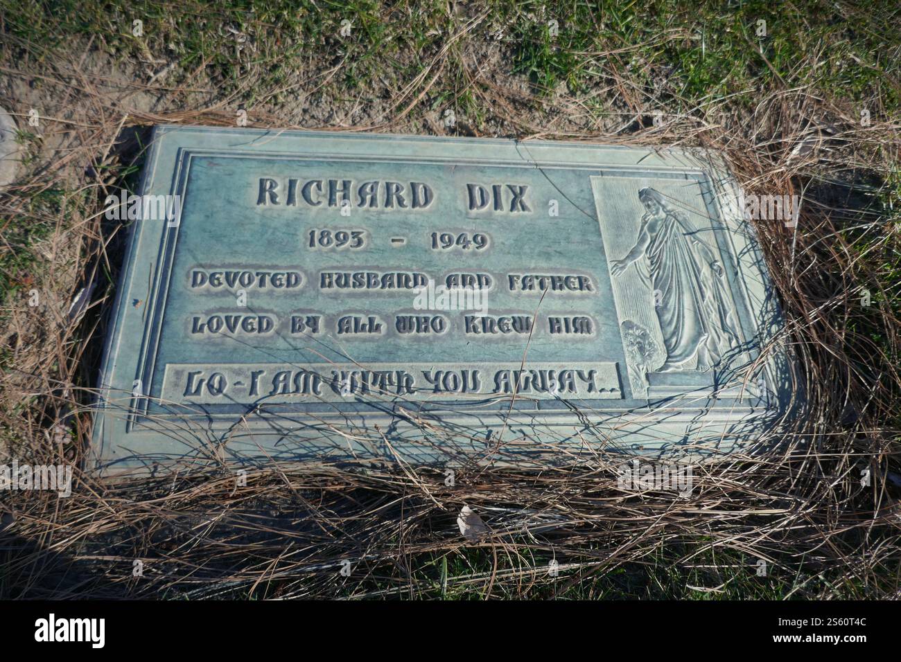 Glendale, California, USA 13th January 2025 Actor Richard Dix Grave in ...