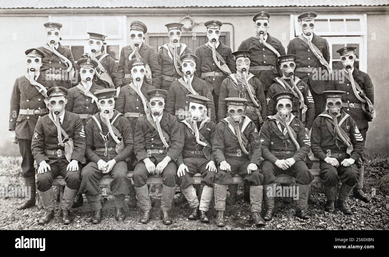 Royal Navy sailors from various ships wearing gas masks, c. 1918-1921 Stock Photo - Alamy