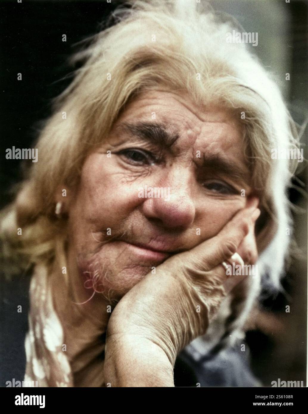Gypsy woman Sarah Locke in 1964 she died in 1984 aged 104 Stock Photo ...