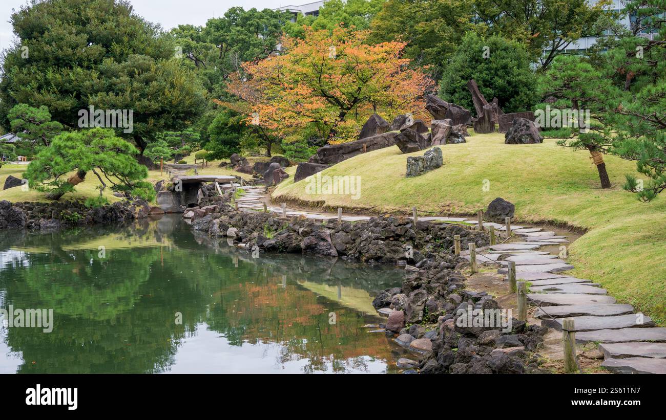 Kyu Shiba Rikyu Japanese Gardens, Tokyo, Japan Stock Photo - Alamy