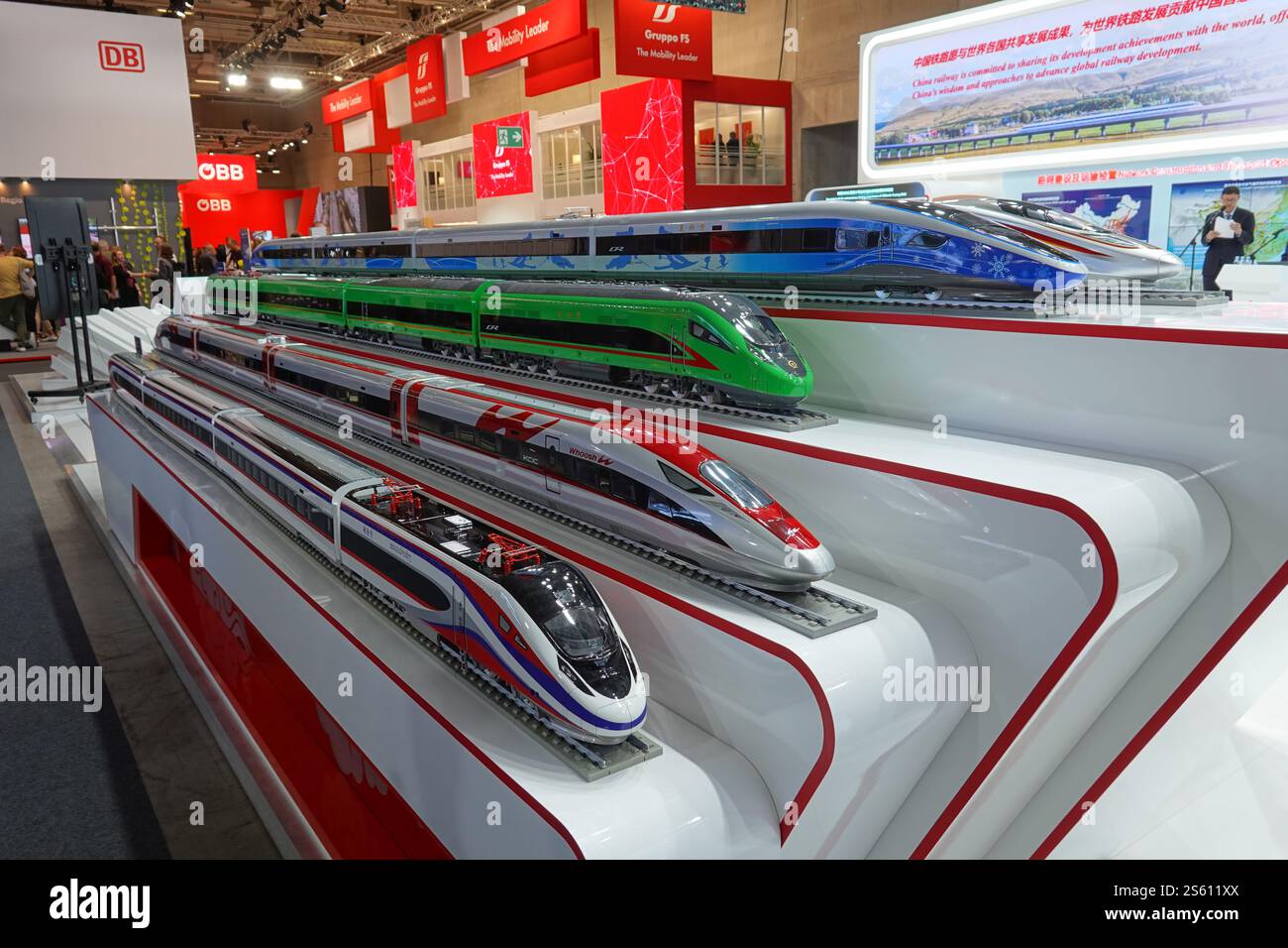 Berlin, Innotrans 2024, Chinesische Hochgeschwindigkeitszüge // Berlin ...
