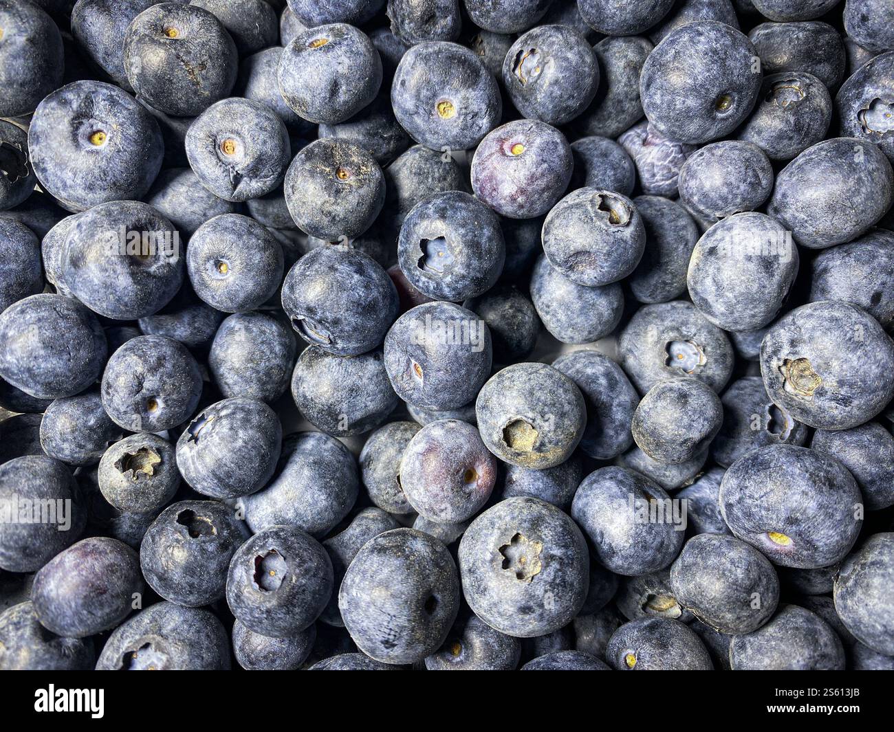 Blueberries snack hi-res stock photography and images - Alamy