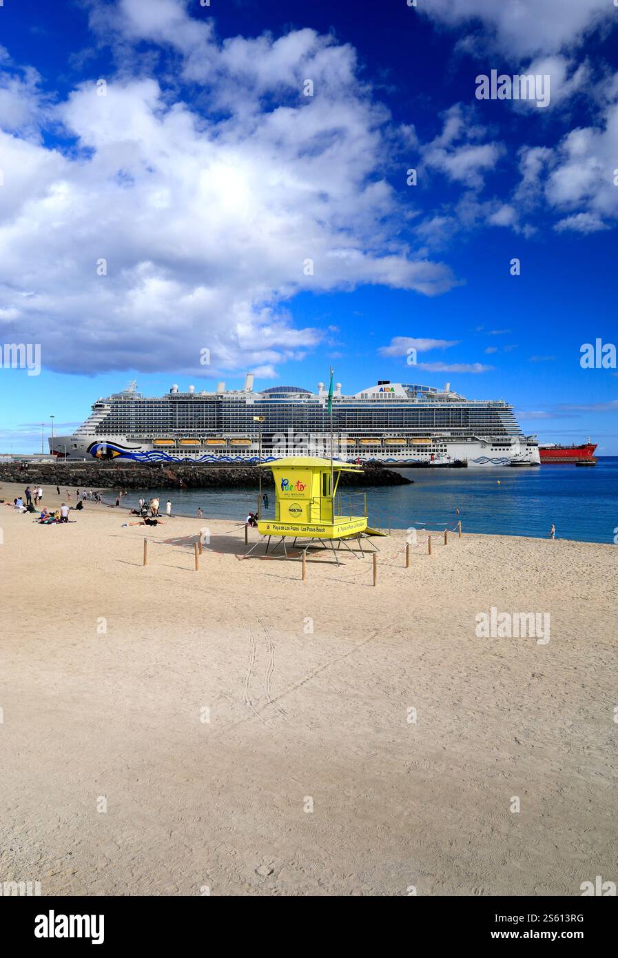 Playa Chica Beach and AIDA Cosma ship, Puerto Del Rosario ...