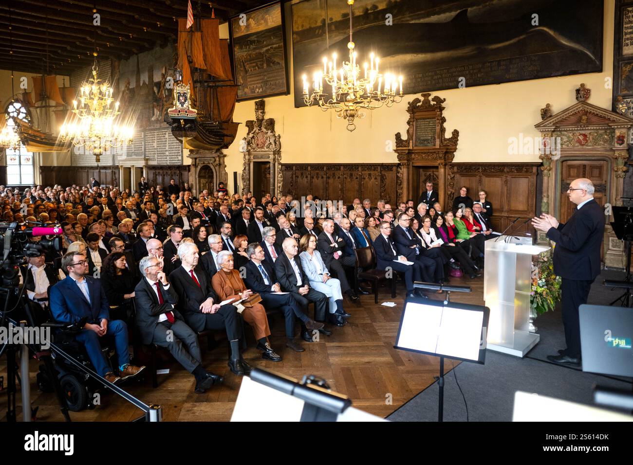 Bremen, Germany. 15th Jan, 2025. Andreas Bovenschulte (SPD), Mayor of ...