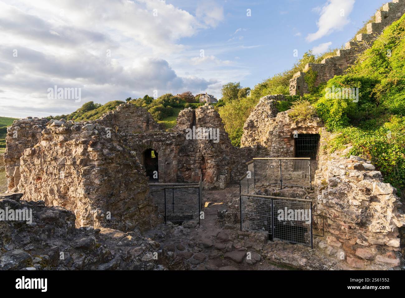 Gun tower at the foot of Break-y-Neck Steps, White Wall, Berwick Castle ...