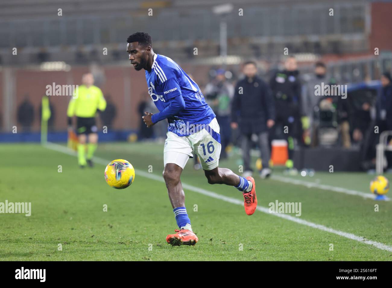 Como, Italia. 14th Jan, 2025. ComoÕs Como 1907's Alieu Fadera in action ...