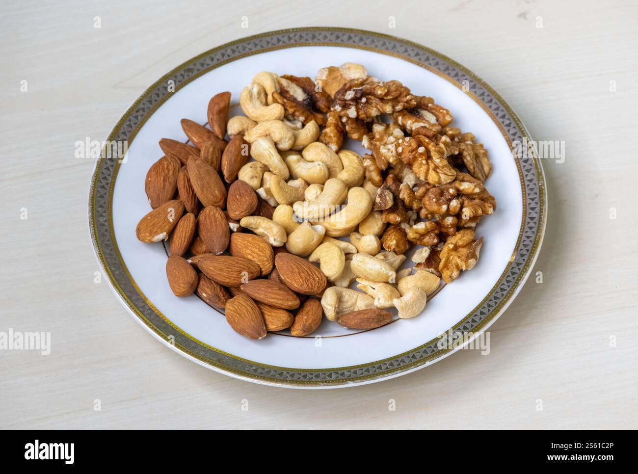 Three kinds of nuts hi-res stock photography and images - Alamy