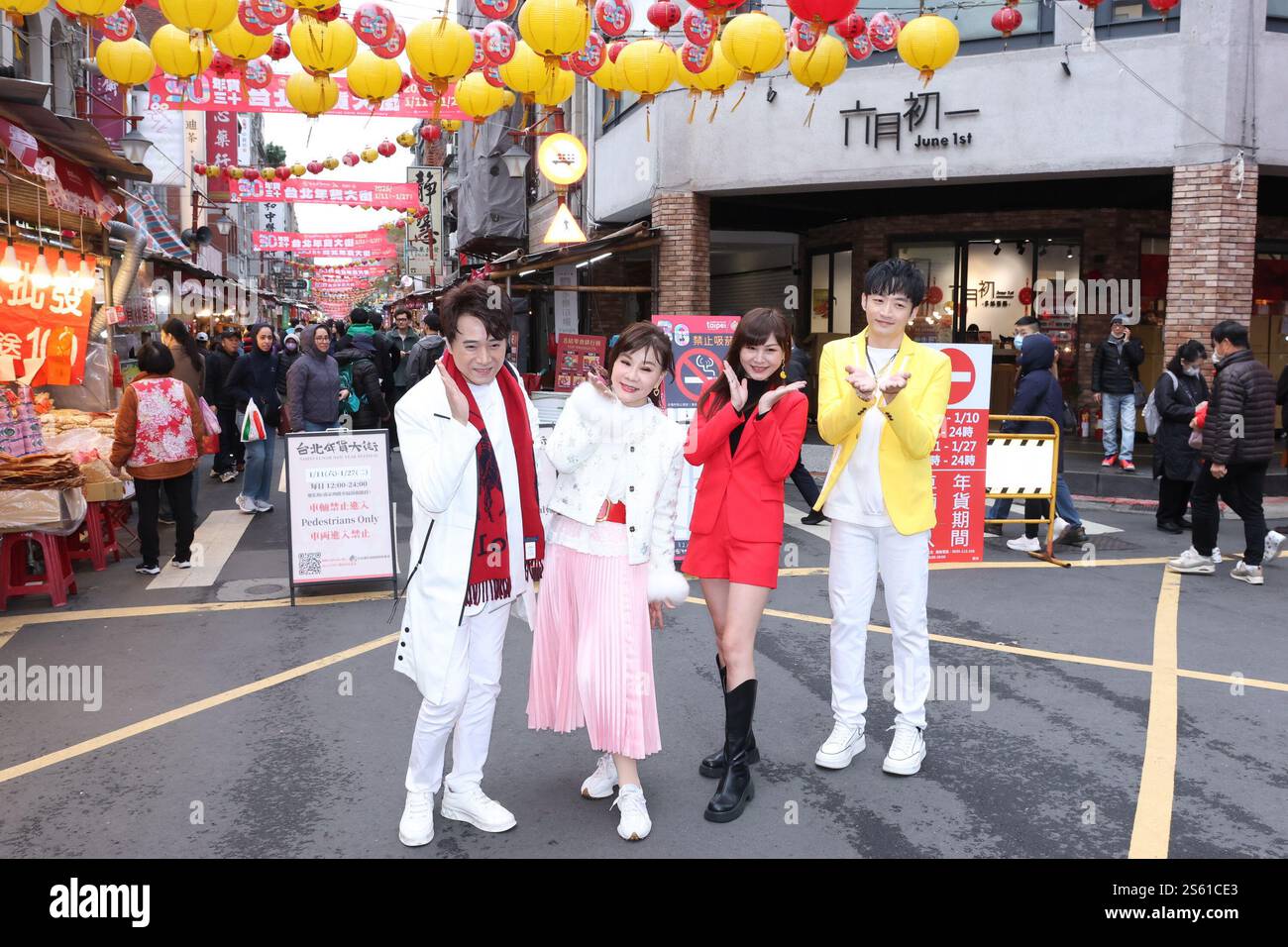 TAIPEI, CHINA - NOVEMBER 15, 2025 - Taiwanese female singer Long Qianyu and Lin Xiuqi and Ye ...