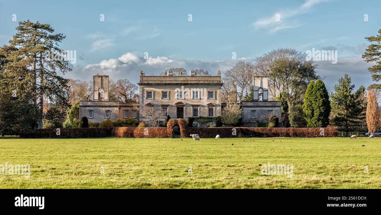 Frampton Court, 17th Century Palladian house in the village of Frampton ...