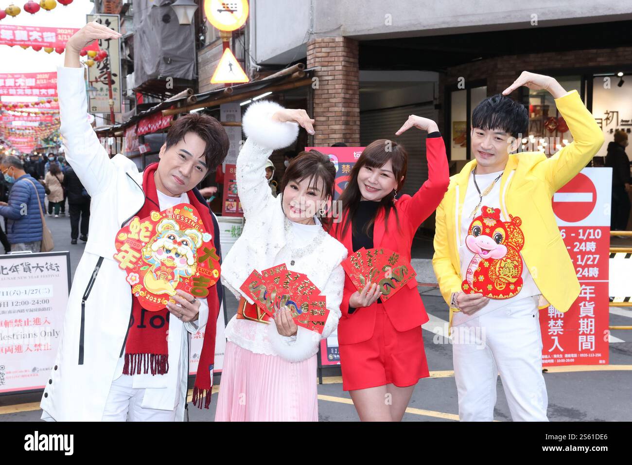 TAIPEI, CHINA - NOVEMBER 15, 2025 - Taiwanese female singer Long Qianyu and Lin Xiuqi and Ye ...