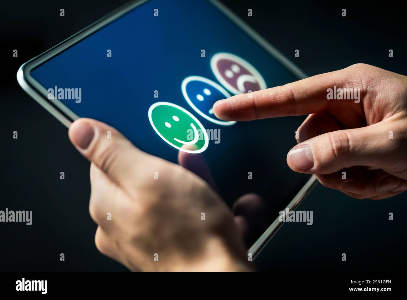 Survey poll, feedback or questionnaire online. Customer experience ...