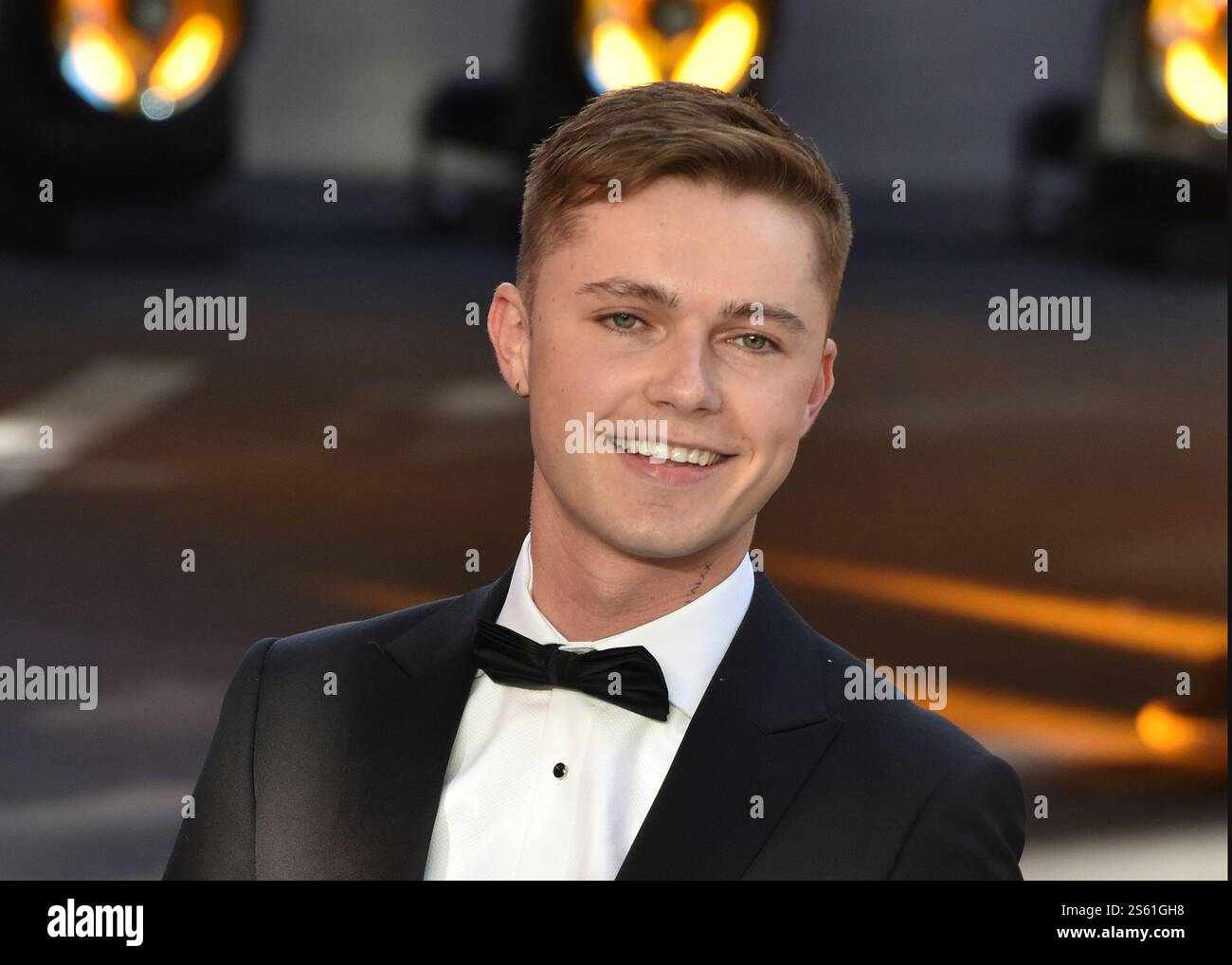 HRVY attends the 'Top Gun: Maverick' - Royal Film Performance at ...