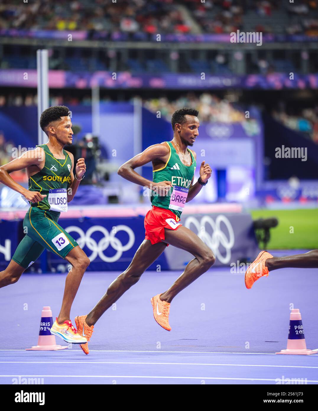 Selemon Barega participating in the 10.000 meters at the Paris 2024 ...