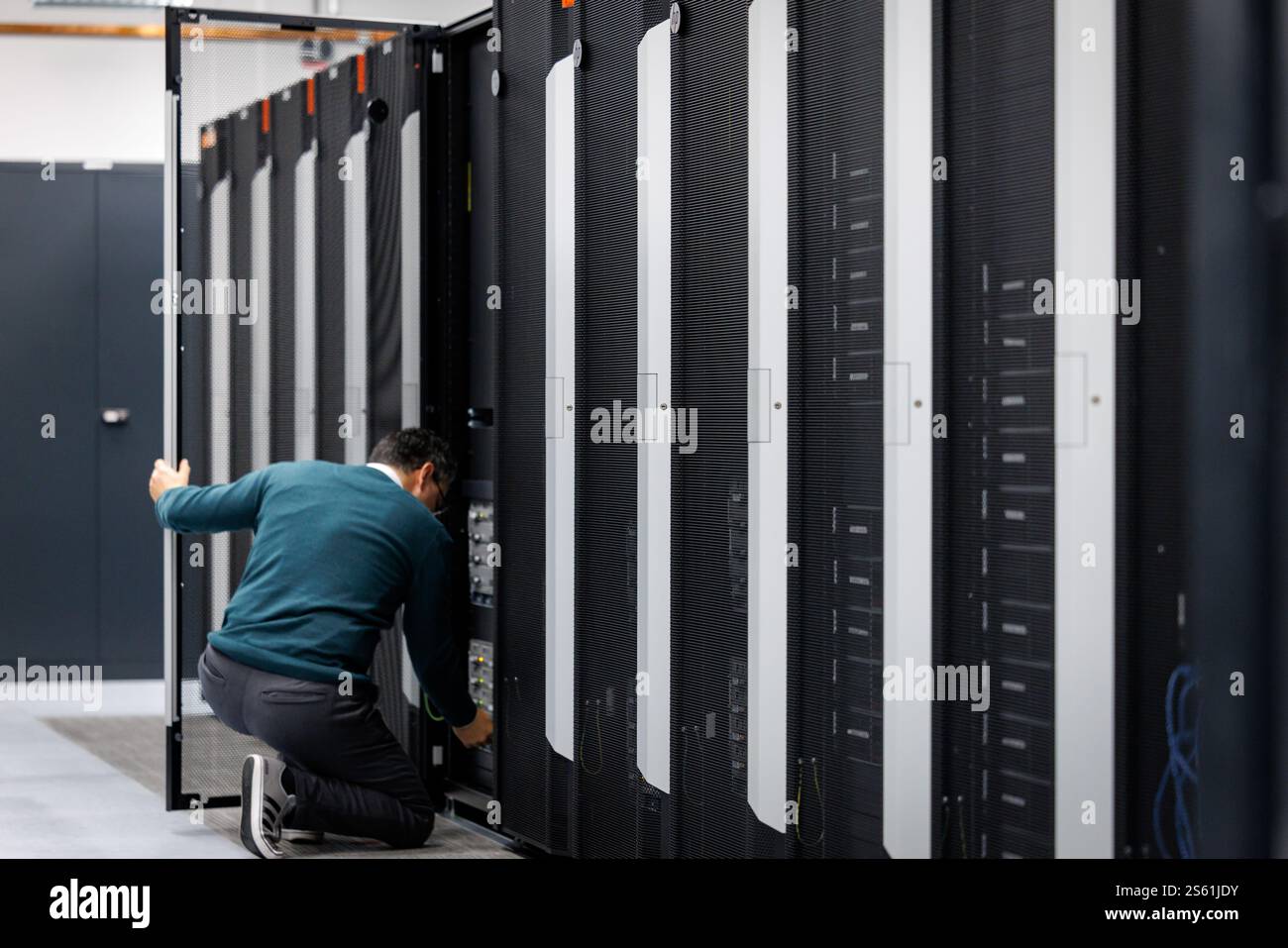 PRODUCTION - 19 November 2024, Bavaria, Nuremberg: Server cabinets are ...