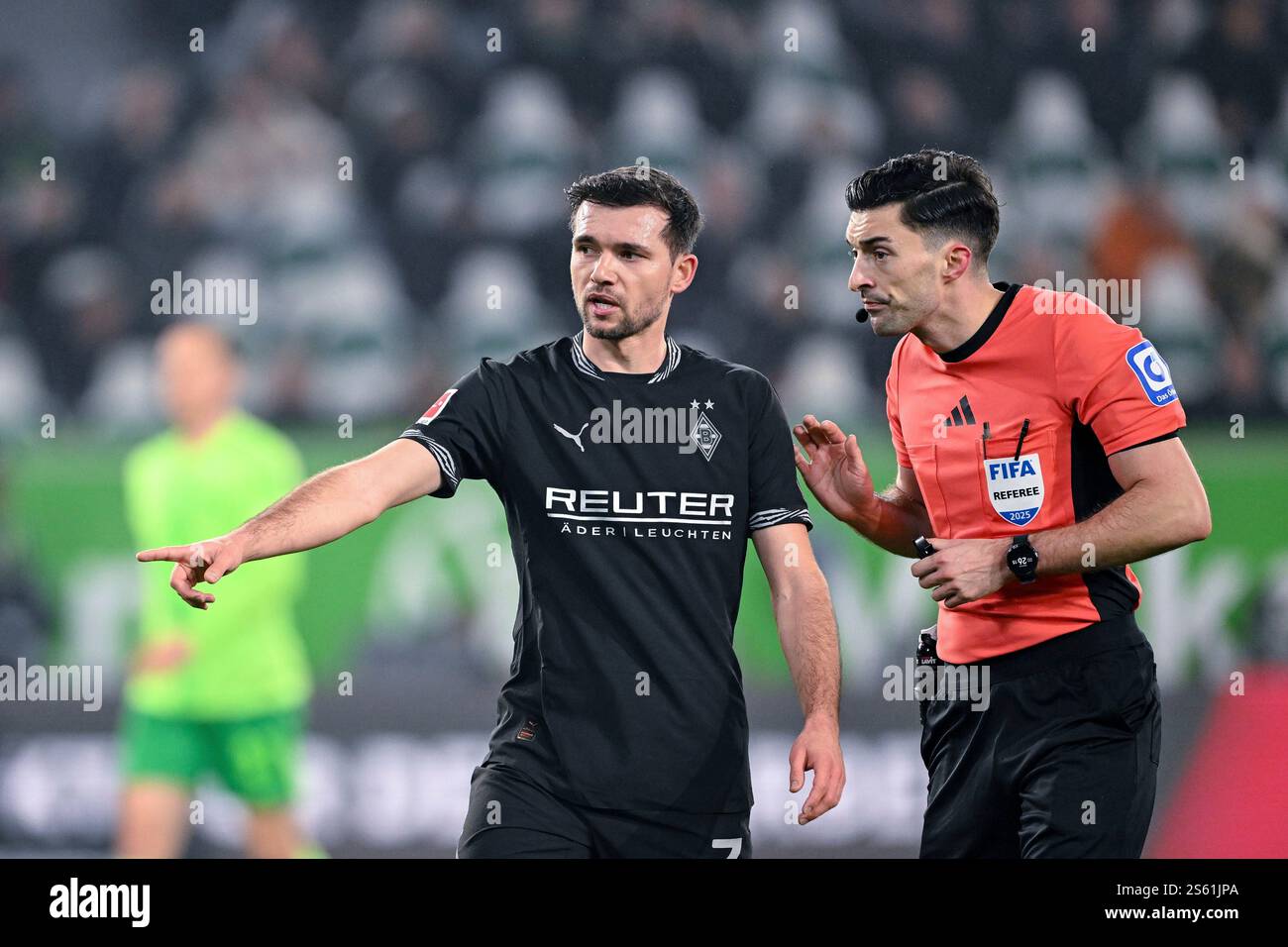 14.01.2025, Fussball, Bundesliga, 17. Spieltag Saison 2024/2025, VfL ...