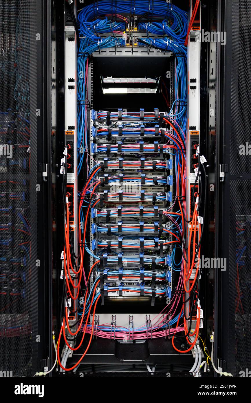 PRODUCTION - 19 November 2024, Bavaria, Nuremberg: An equipped server ...