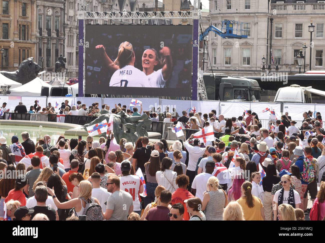 ***EDITORIAL USE ONLY*** England's Lionesses celebrate Euro 2022 ...