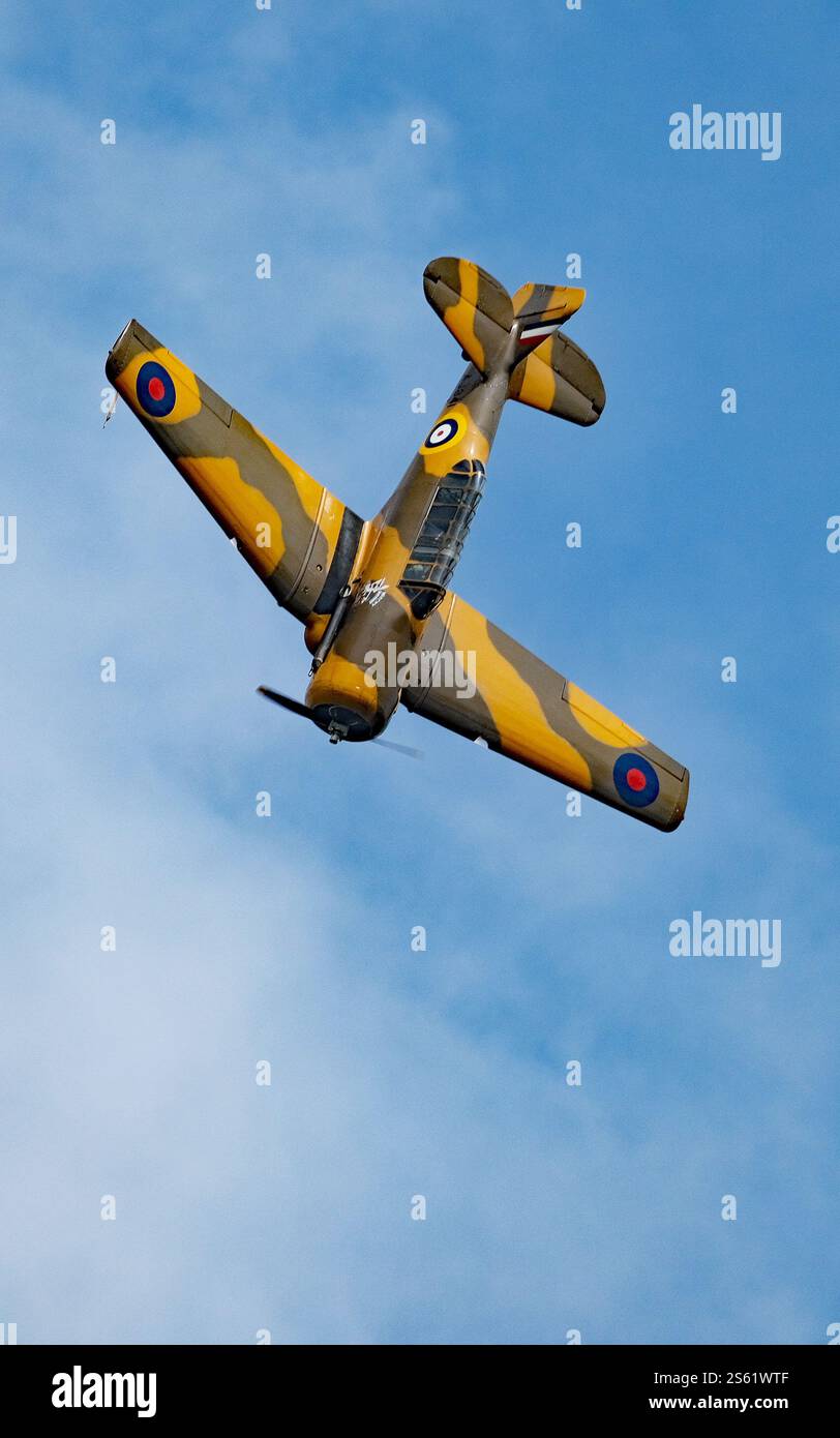 The North American Aviation T-6 Texan is an American single-engined ...