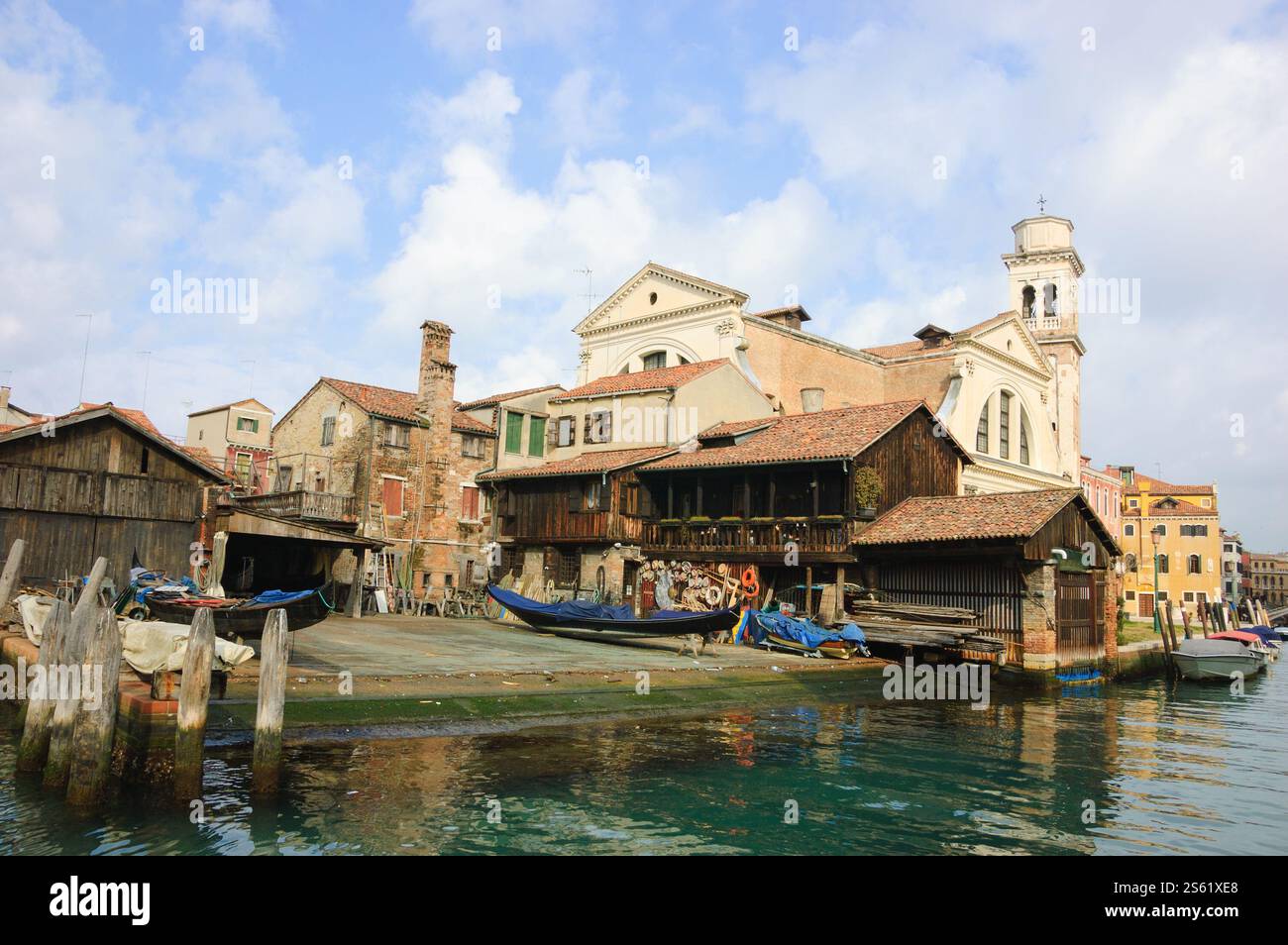 Gondola construction and repair workshop. Everyday life in Venice ...