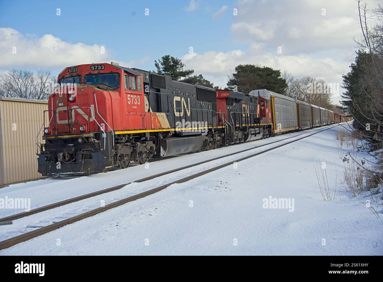 Modern canadian freight locomotive hi-res stock photography and images ...