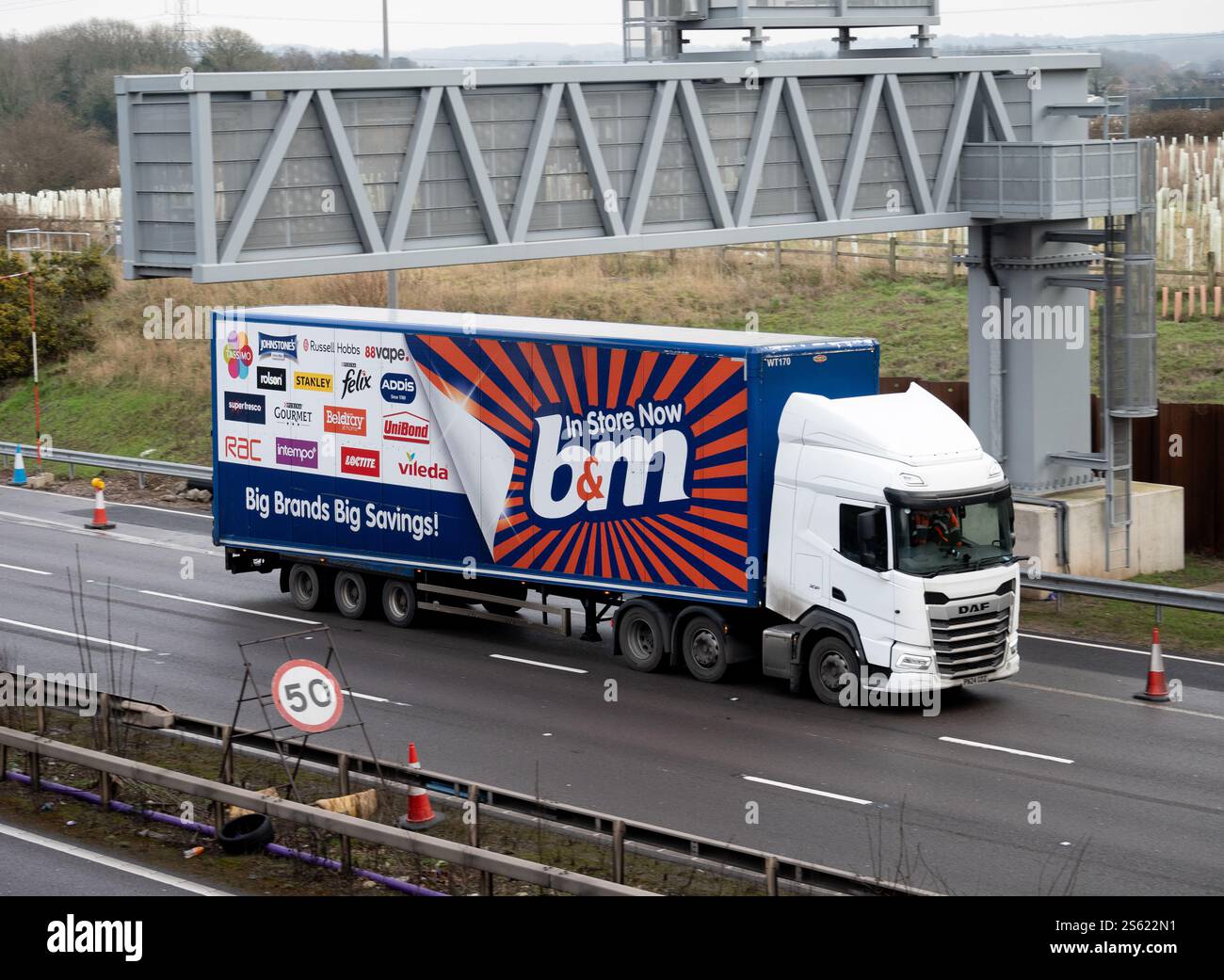 B&M lorry on the M42 motorway, West Midlands, UK Stock Photo - Alamy