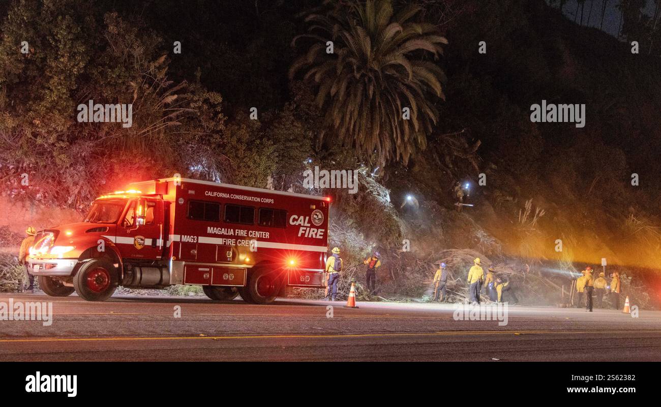 Pacific Palisades, California, USA. 15th Jan, 2025. Cal Fire crew work ...
