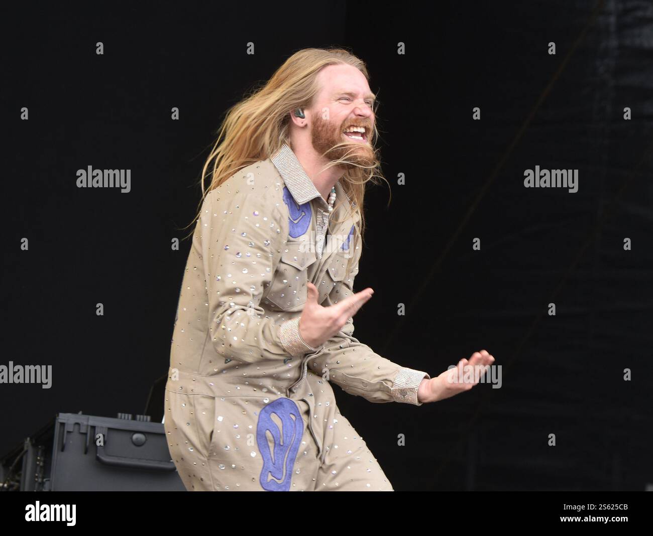 Sam Ryder performing at the Victorious Festival 2022, at Southsea ...