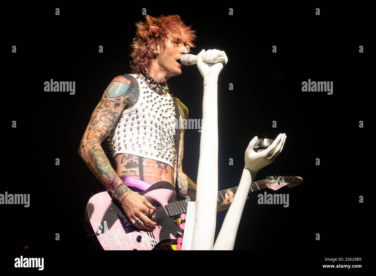 London, UK - October 1st 2022: Machine Gun Kelly performs live at the ...