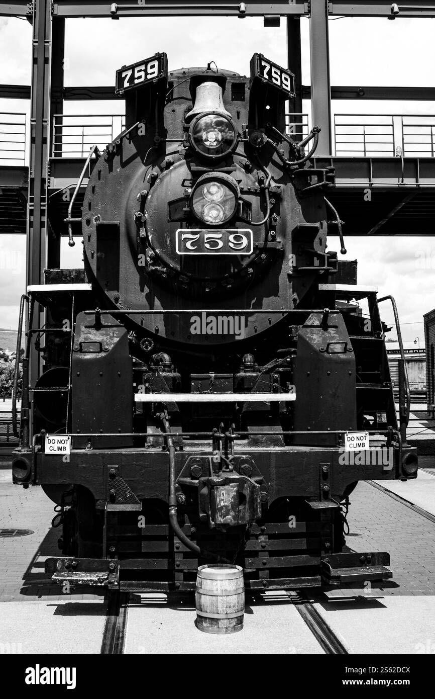 Steam engine old locomotive Black and White Stock Photos & Images - Alamy