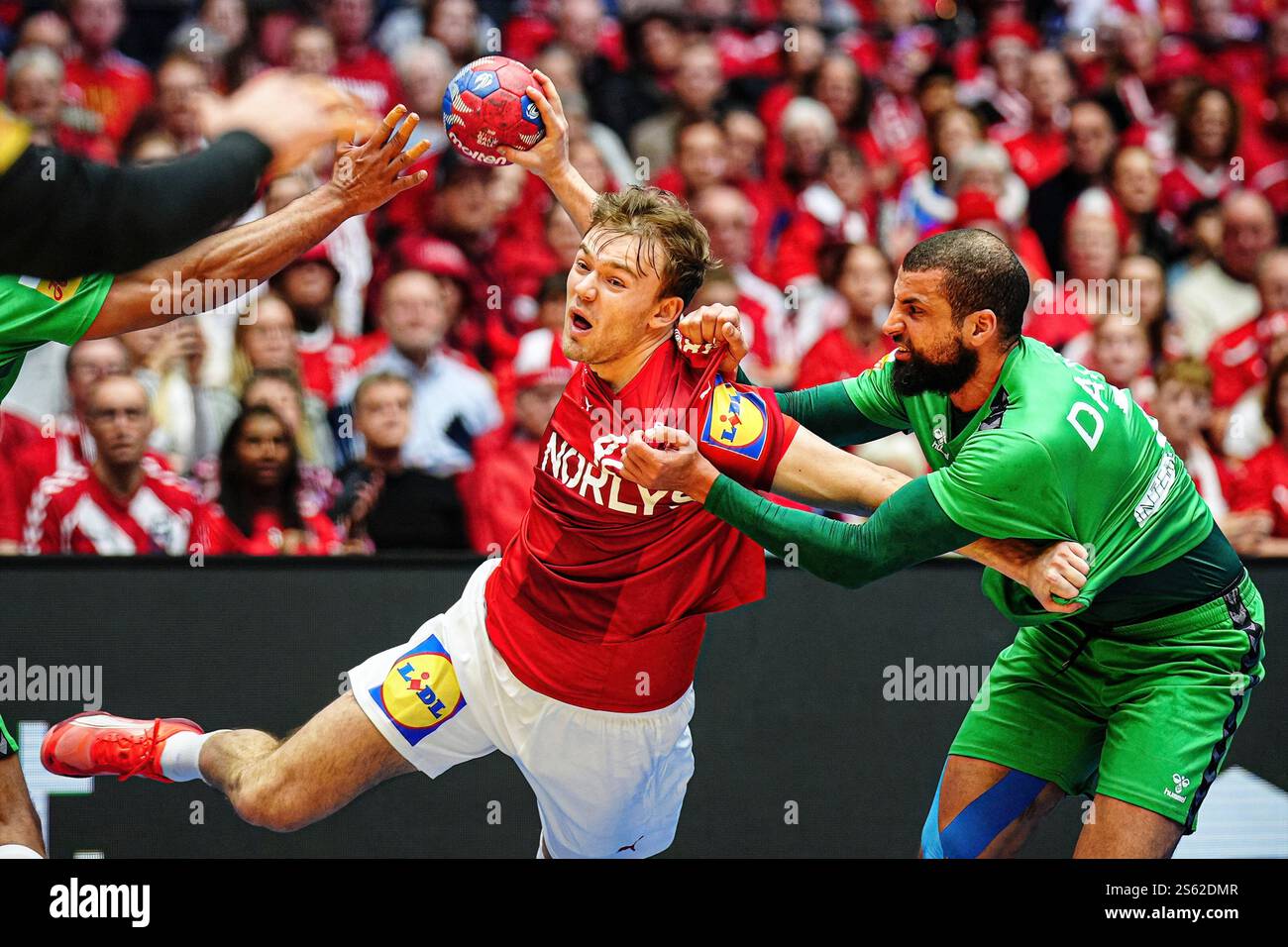 Thomas Sommer Arnoldsen (Daenemark, #42), Hichem Daoud (Algerien, #07 ...