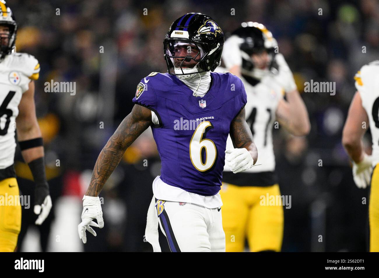 Baltimore Ravens wide receiver Anthony Miller (6) in action during the ...