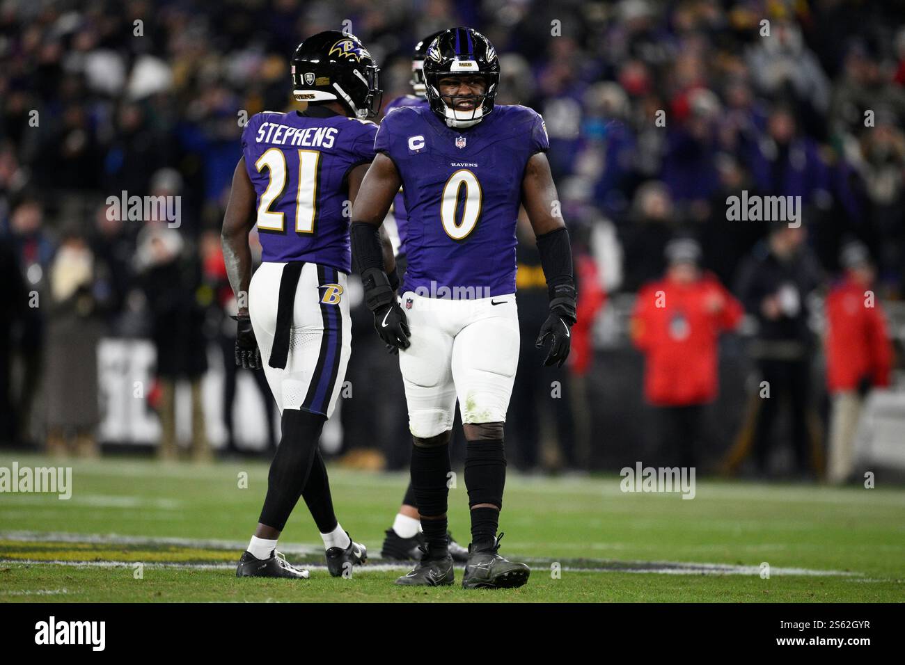 Baltimore Ravens linebacker Roquan Smith (0) looks on during the second ...