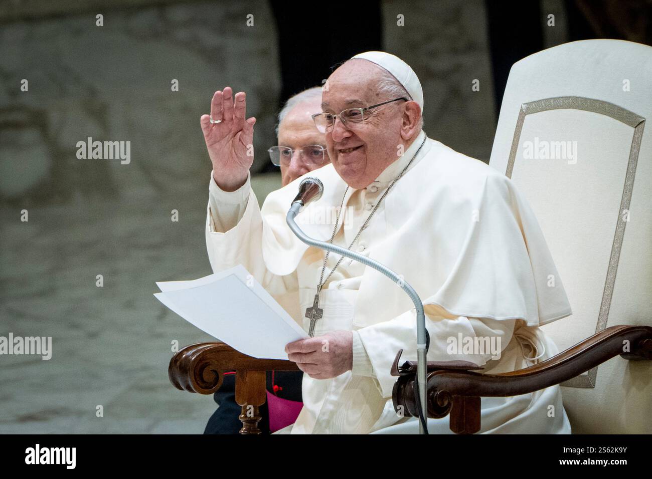 Pope Francis leads his traditional Wednesday General Audience at Paul ...