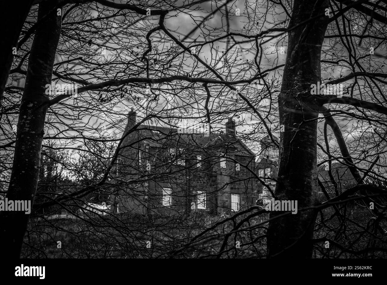 Uk country cottage Black and White Stock Photos & Images - Alamy