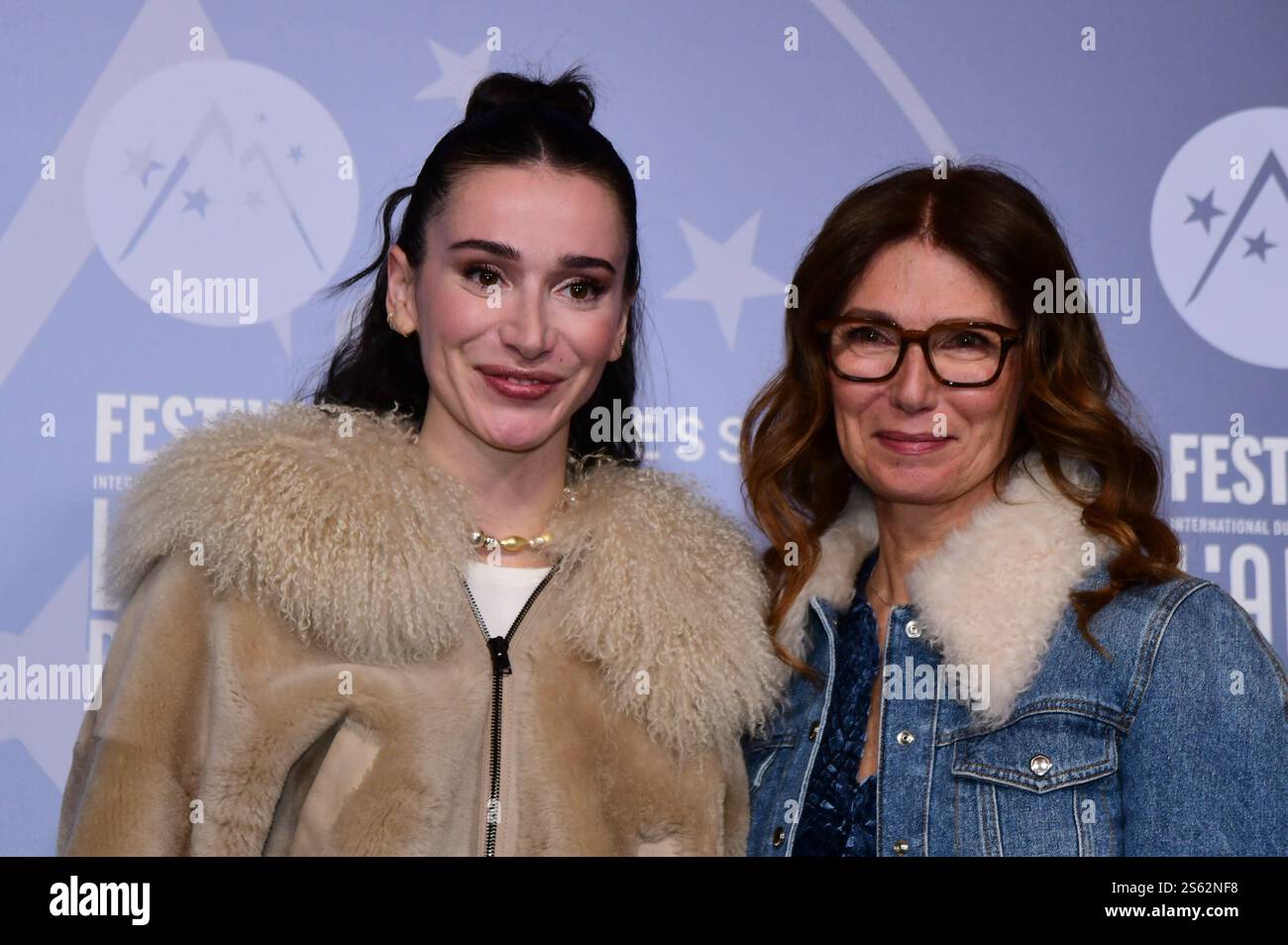 Alpe Huez, France. 14th Jan, 2025. Ninon Rambaud and her mother are at ...